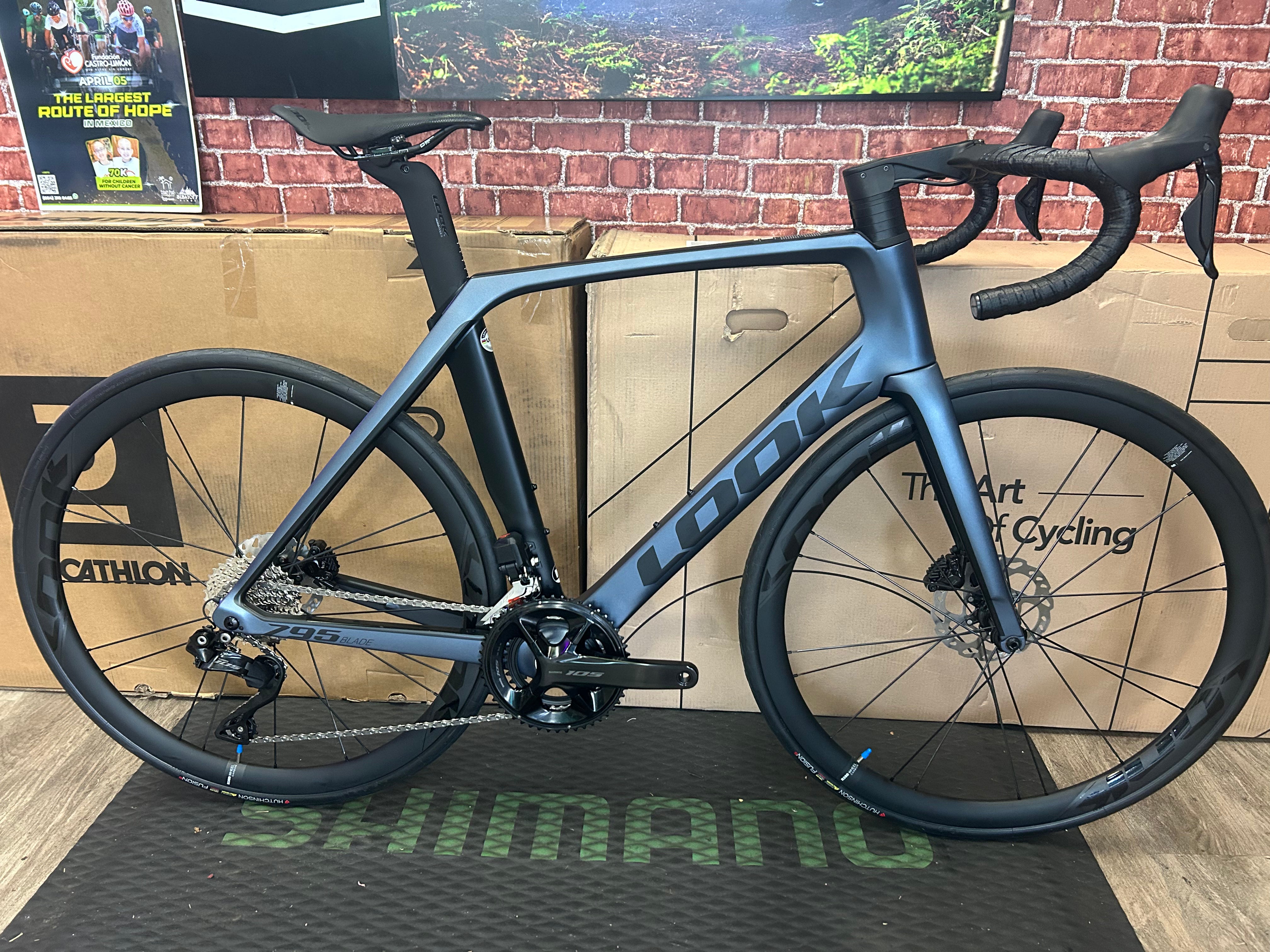 Look Blade – Border-Cycle